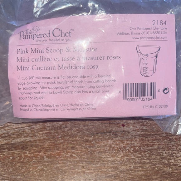 The Pampered Chef | Kitchen | The Pampered Chef Pink Mini Scoop Measure ...